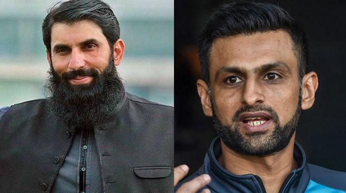 WATCH: Shoaib's hilarious exchange with Misbah - Cricket - geosuper.tv