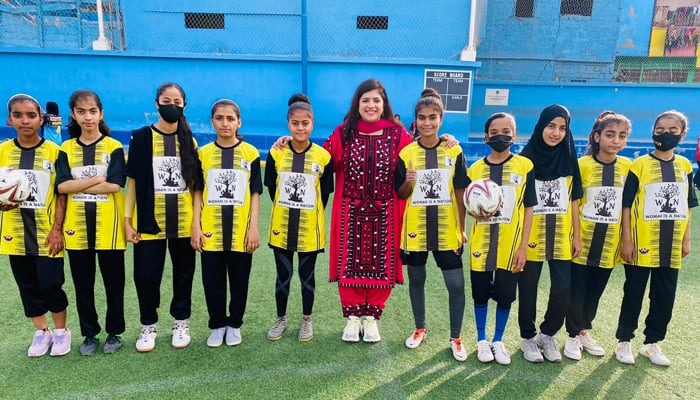 Lyari's love for football is more than just a game - Football - geosuper.tv