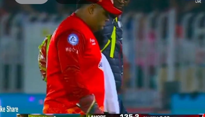 PSL 8: Islamabad United management takes Azam Khan to hospital - Cricket Leagues - geosuper.tv