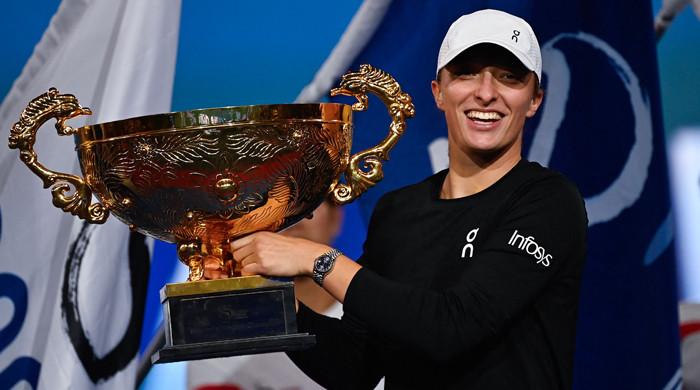 Swiatek defeats Samsonova to claim Beijing title - Tennis - geosuper.tv