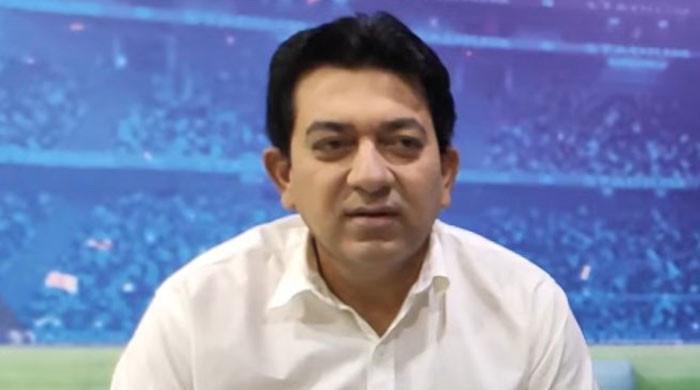 After 'suspicious balls' remark, Hasan Raza makes another startling ...