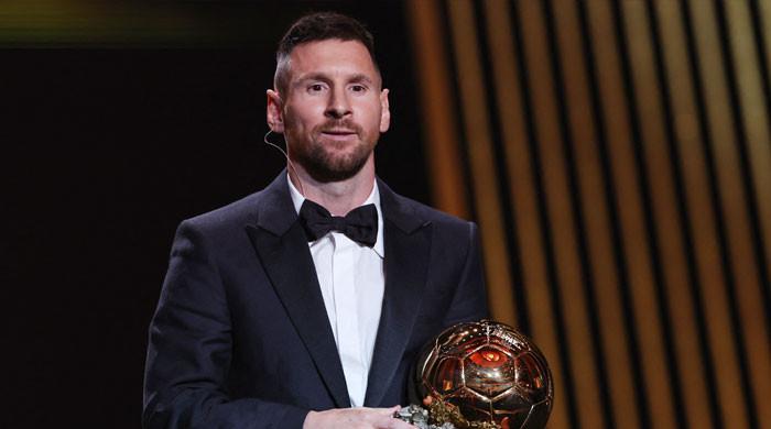 Lionel Messi makes heartwarming gesture to FC Barcelona - Football ...