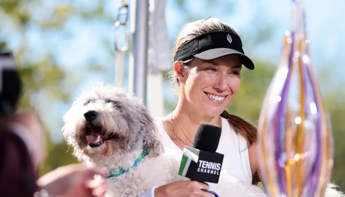 Danielle Collins shares adorable moment with her dog after winning the ...