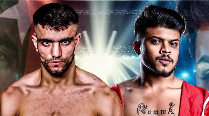 Usman Wazeer knocks down Indian boxer in just one minute and five ...