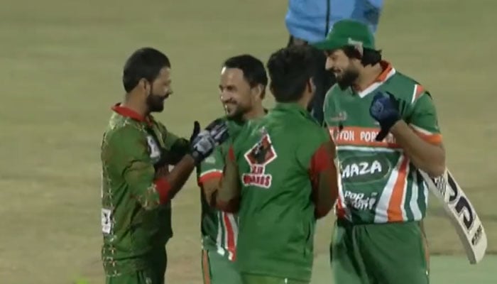 Asad Shah’s record ton lifts Clifton to stun leaders Malir - Cricket ...