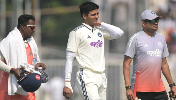 Shubman Gill retires hurt after early neck injury in Kolkata Test ...